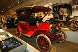 Explora un Ford Modelo T "explotado", el auto que cambió a EUA