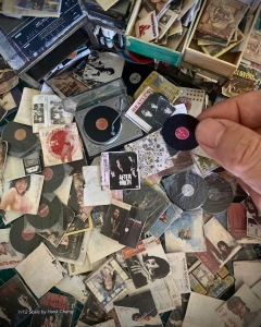 Diorama : Cet Artiste Crée À La Main Des Mondes Miniatures Réalistes