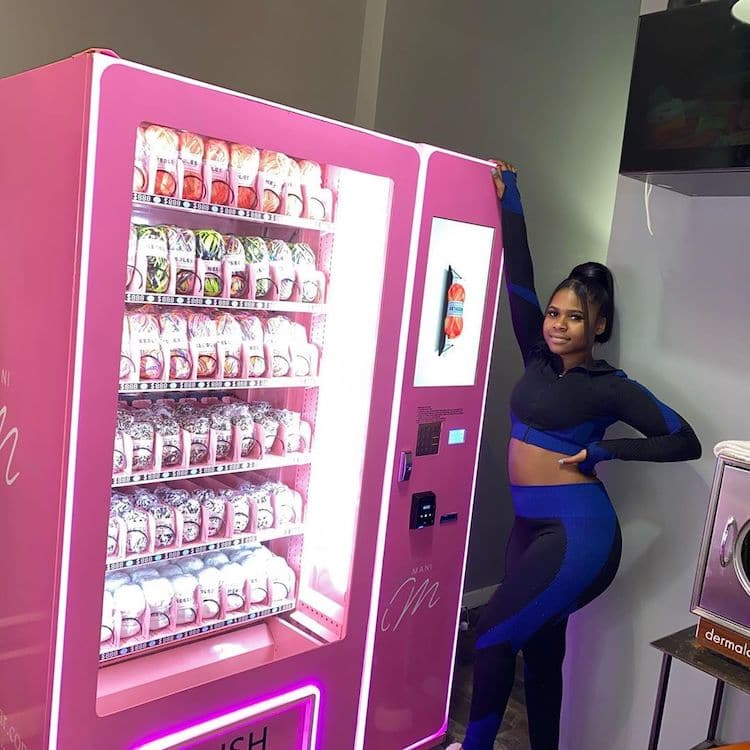 Unusual Vending Machine Dispenses Yarn Instead Of Candy