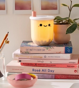 Tea Gifts for Tea Lovers Make Quirky and Useful Presents 2021