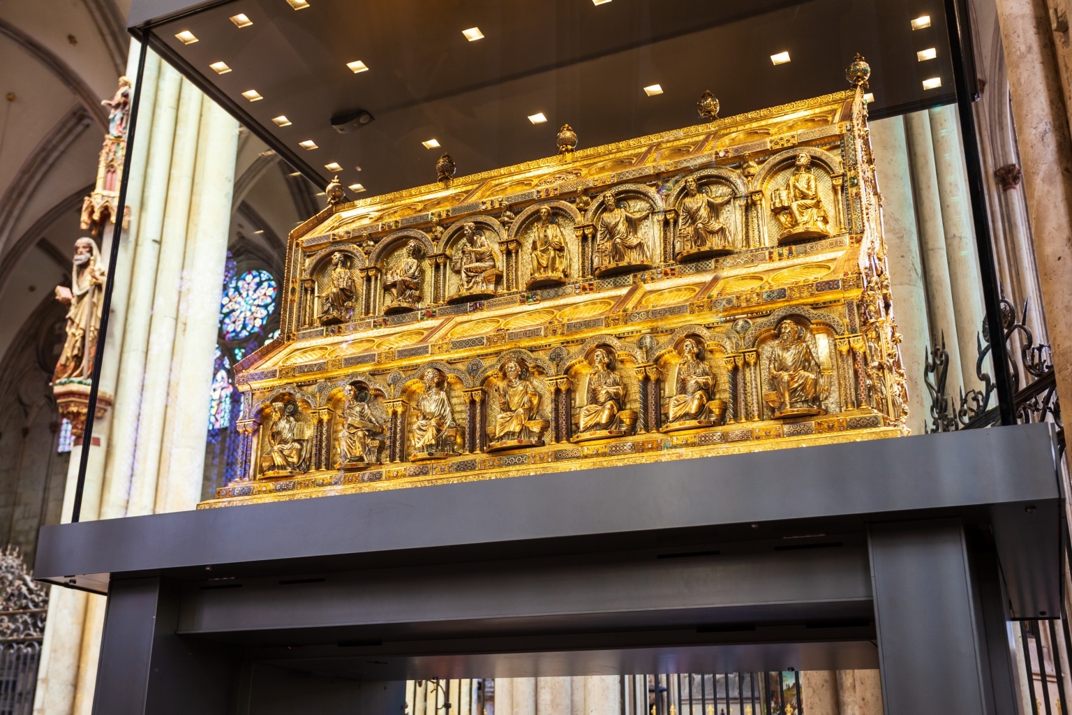 What Is a Reliquary? An Introduction to the Bejeweled Medieval Vessels