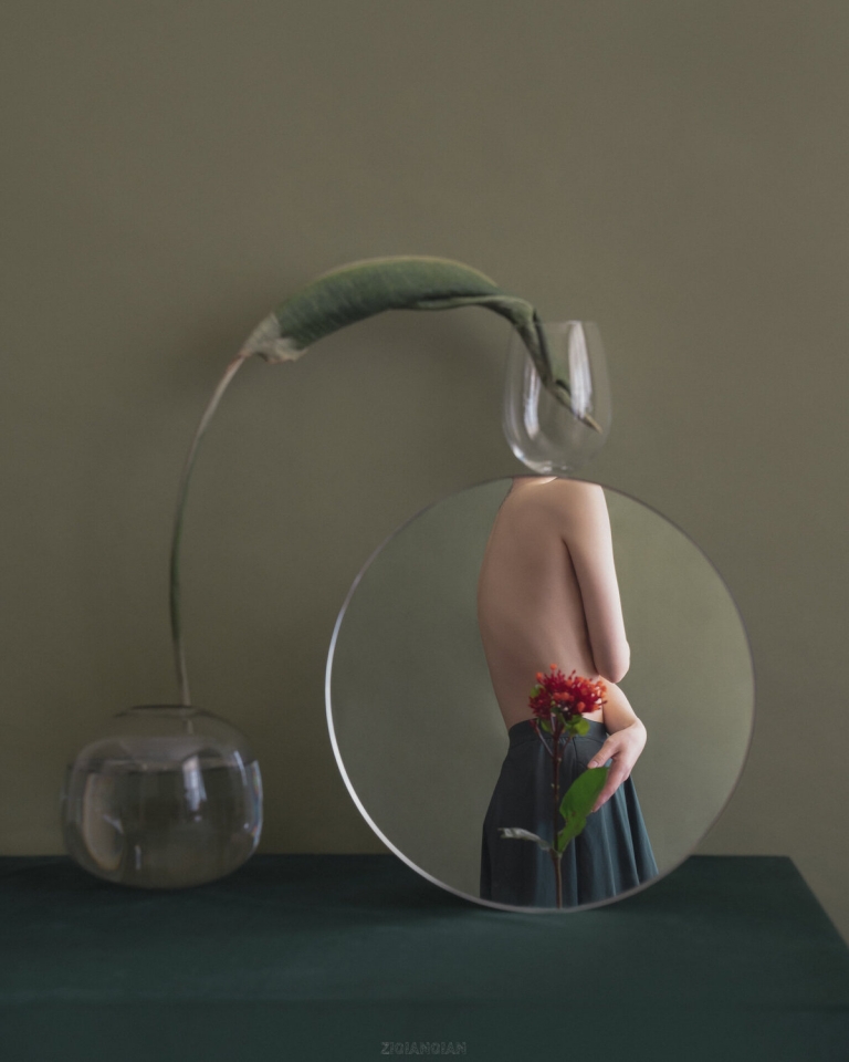 Ziqian Liu Captures Poetic Self-Portraits in Clever Mirror Reflections