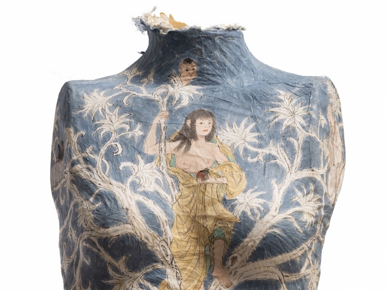 Artist Paints Paper Sculptures To Challenge Traditional Ideals of ...