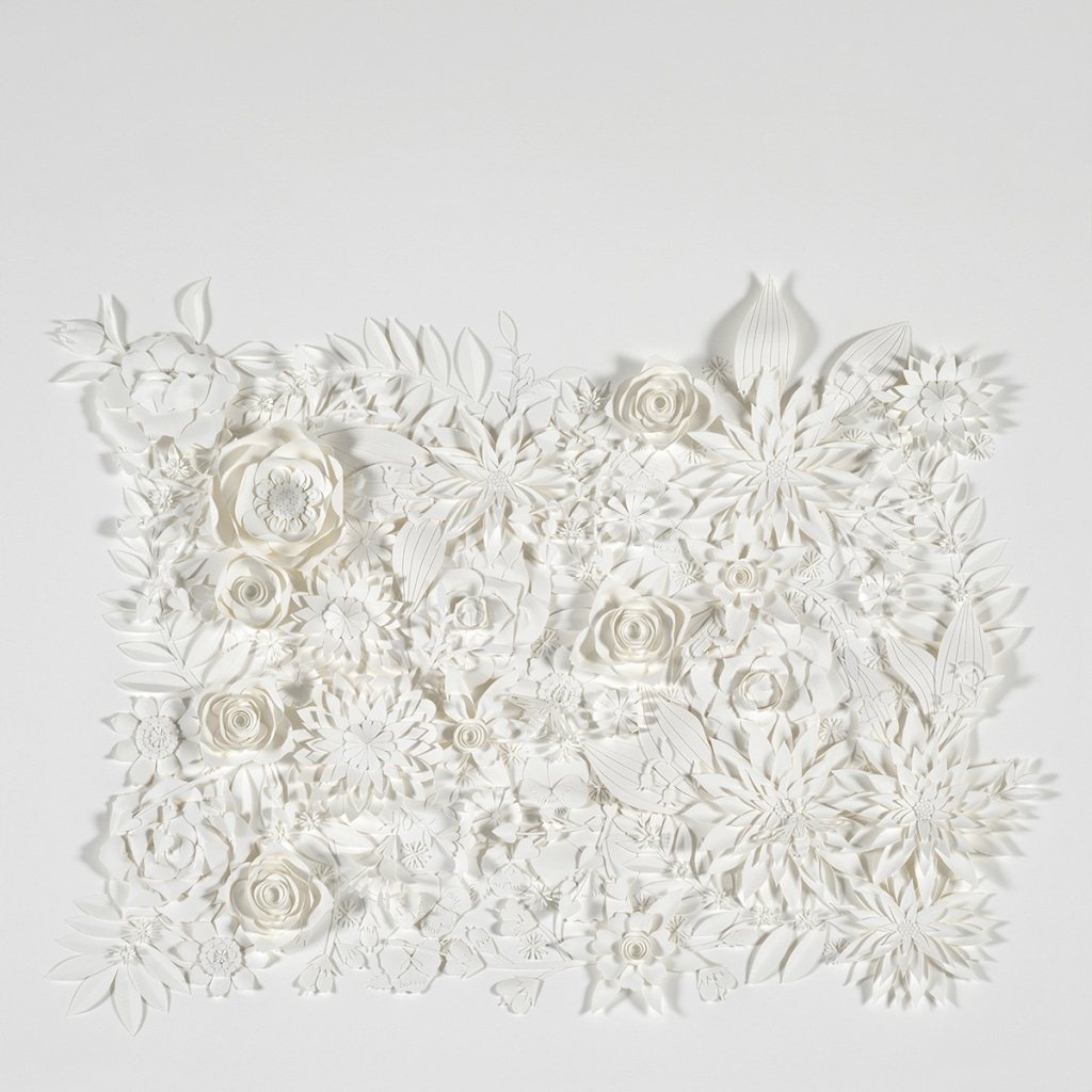 Artista crea "jardines" con flores de papel increíblemente detalladas