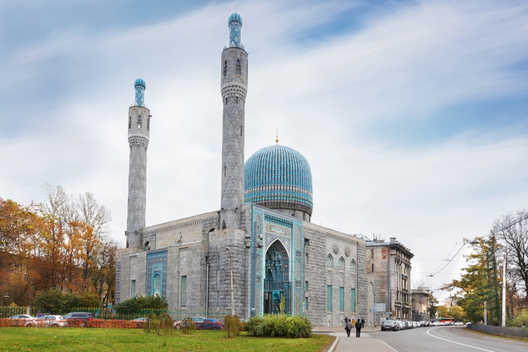 10 Incredible Mosques of the World That Celebrate Islamic Architecture