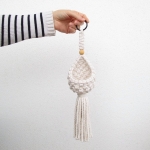 Learn How to Make Macrame Knots and Projects for Free