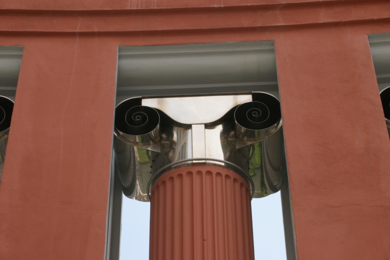 5 Incredible Examples of Postmodern Architecture's Playful Character