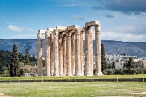 5 Classical Buildings That Chronicle Ancient Greek Architecture