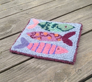 10+ Latch Hook Kits That Include Everything You Need For the Craft