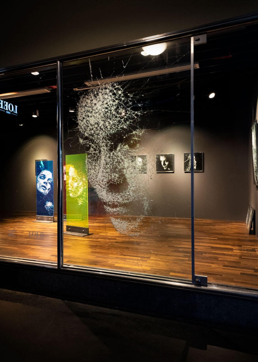 Artist Simon Berger Creates Portraits Using Shattered Glass Art