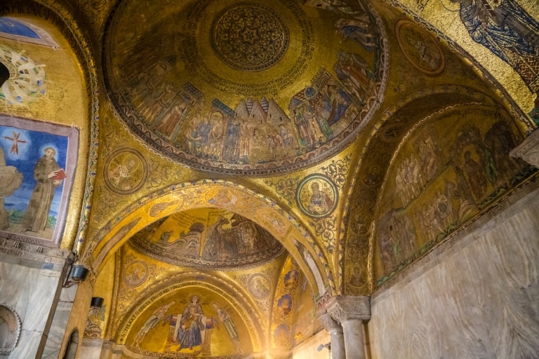5 Extravagant Buildings That Showcase the Drama of Byzantine ...