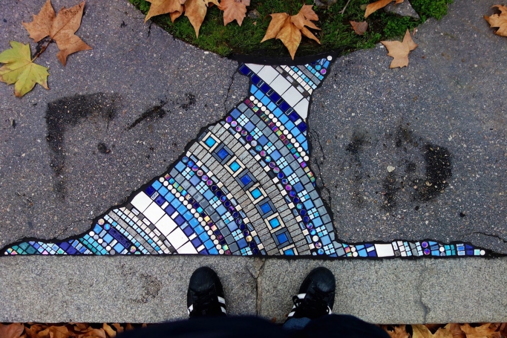 Street Artist Transforms Cracks in the Pavement Into Gorgeous Mosaics