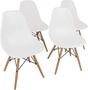 14 Incredible Replicas of Famous Design Chairs You Can Own