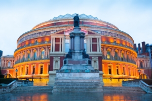 5 Historic Buildings That Best Describe the Beauty of Victorian ...