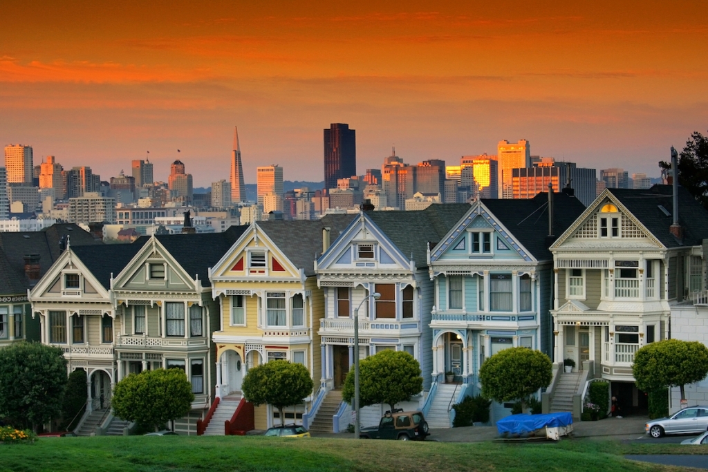 5 Historic Buildings That Best Describe the Beauty of Victorian ...