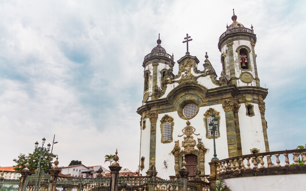 5 Unique Hybrid Buildings That Showcase the Range of Colonial ...