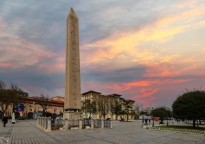 What is an Obelisk? Discover the History Behind This Egyptian Monument