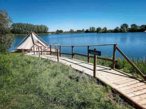 This Adventurous Raft Hotel Lets You Camp on the Water