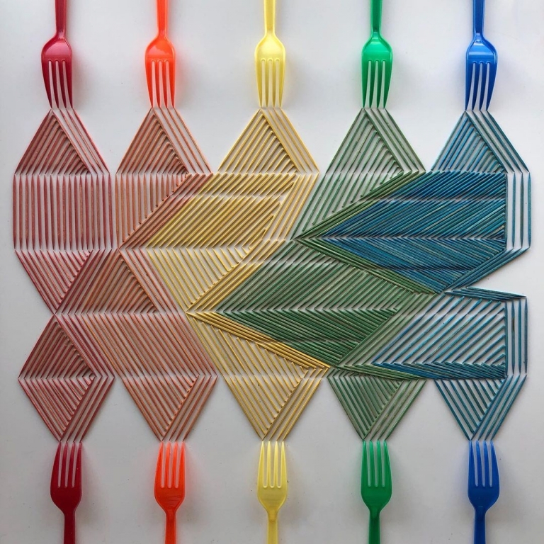 Artist Incorporates Ordinary Household Objects in Colorful Arrangements