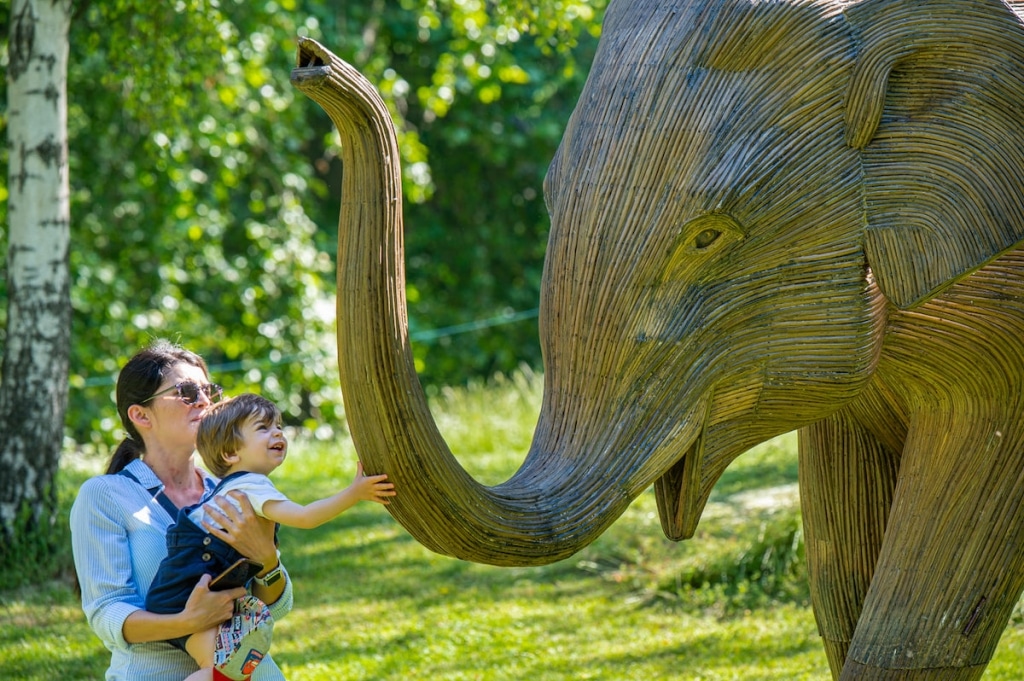 Lantana Elephant Sculptures Take Over London in a Global Migration