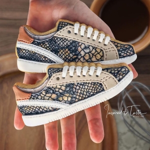 Diseñadora de postres crea galletas decoradas inspiradas en la moda