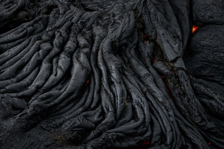 Estas fotos revelan la belleza abstracta de la lava del volcán ...