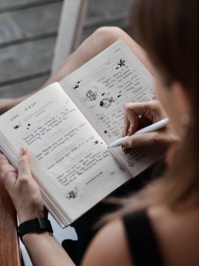 15 Idas para 'journaling' y 'bullet journals' que te pondrán a escribir