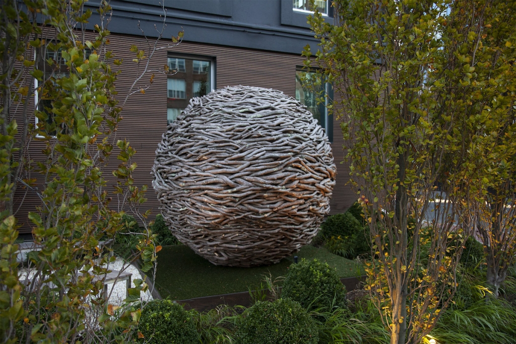 Human-Sized Bird Nests Invite You to Enjoy the View Like Our Feathered ...