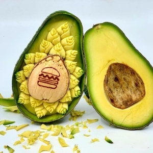 Master Fruit Carving Artist Creates Sensational Food Art With Avocados