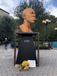 Union Square Art Installation Honors George Floyd and Breonna Taylor