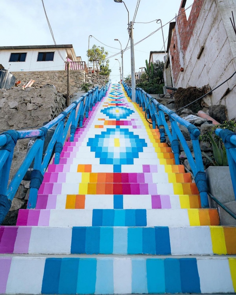 Beautiful Painted Staircases Inspired by Andean Textiles Transform the ...