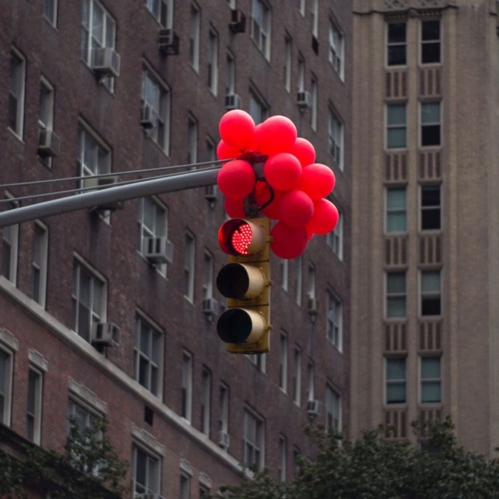 Photographer Captures Magic Moments That Happen Everyday in NYC