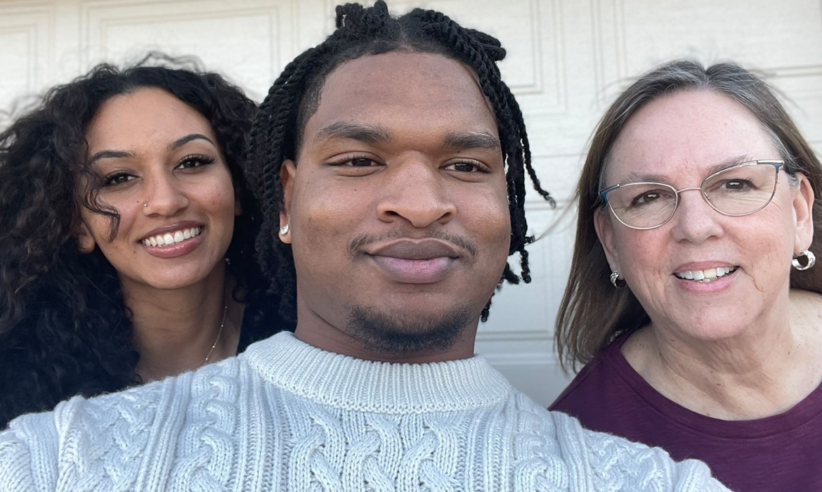 Sara Barnes's Instagram, Twitter & Facebook on IDCrawl