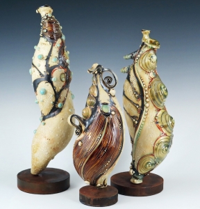 Artist Creates Intricate Ceramic Sculptures That Capture Beauty of Nature