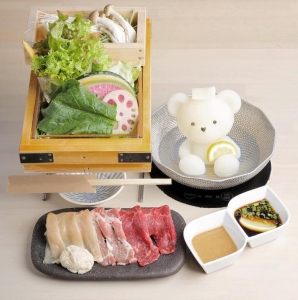 This Japanese Hot Pot Restaurant Features an Adorable Bear Taking a Dip ...