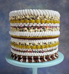 Beautiful Buttercream Cake Art Is Inspired by Textiles and Crafts