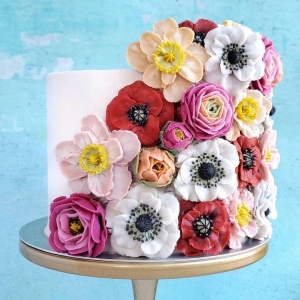 Beautiful Buttercream Cake Art Is Inspired by Textiles and Crafts