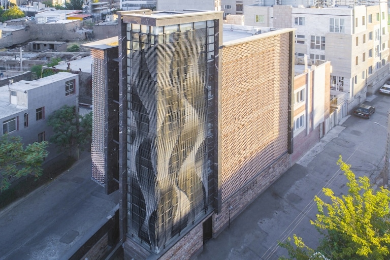 Architect Designs a Parametric Brick Screen for an Office Building