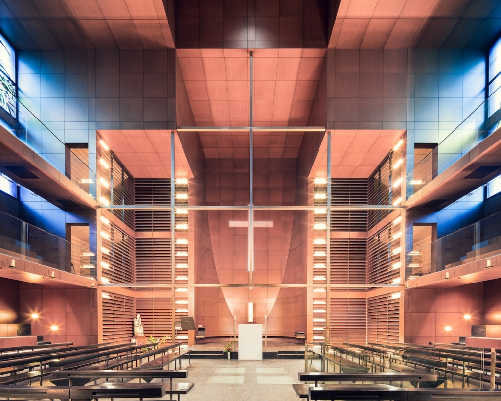 “Sacred Spaces” Captures the Dramatic Interiors of Modernist Churches