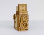 Artist Creates Incredibly Detailed Wooden Models of Vintage Cameras