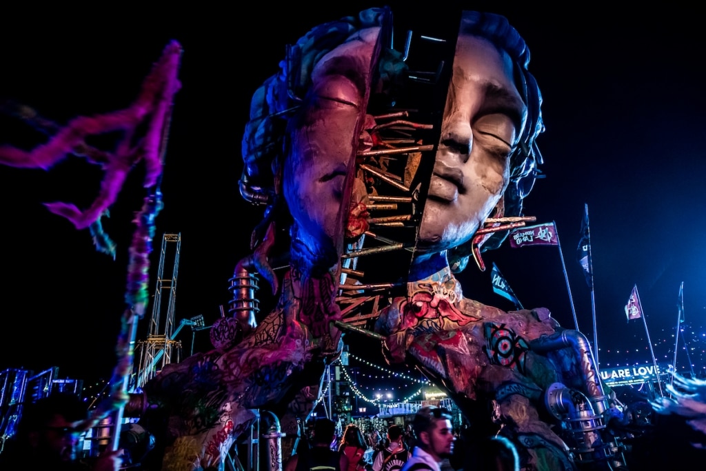 Oversized Sculpture of a Fragmented Woman Invites the Public To Unify ...