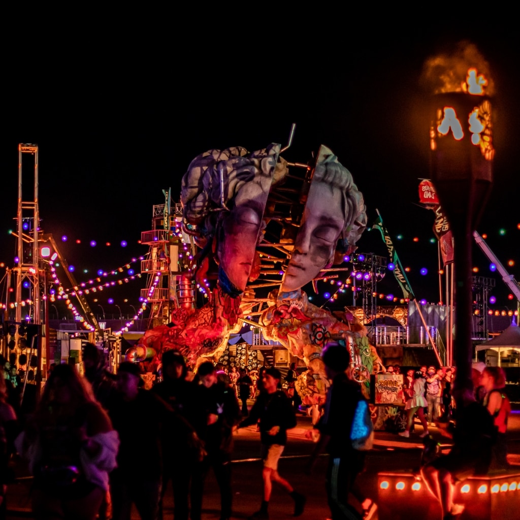 Oversized Sculpture of a Fragmented Woman Invites the Public To Unify ...