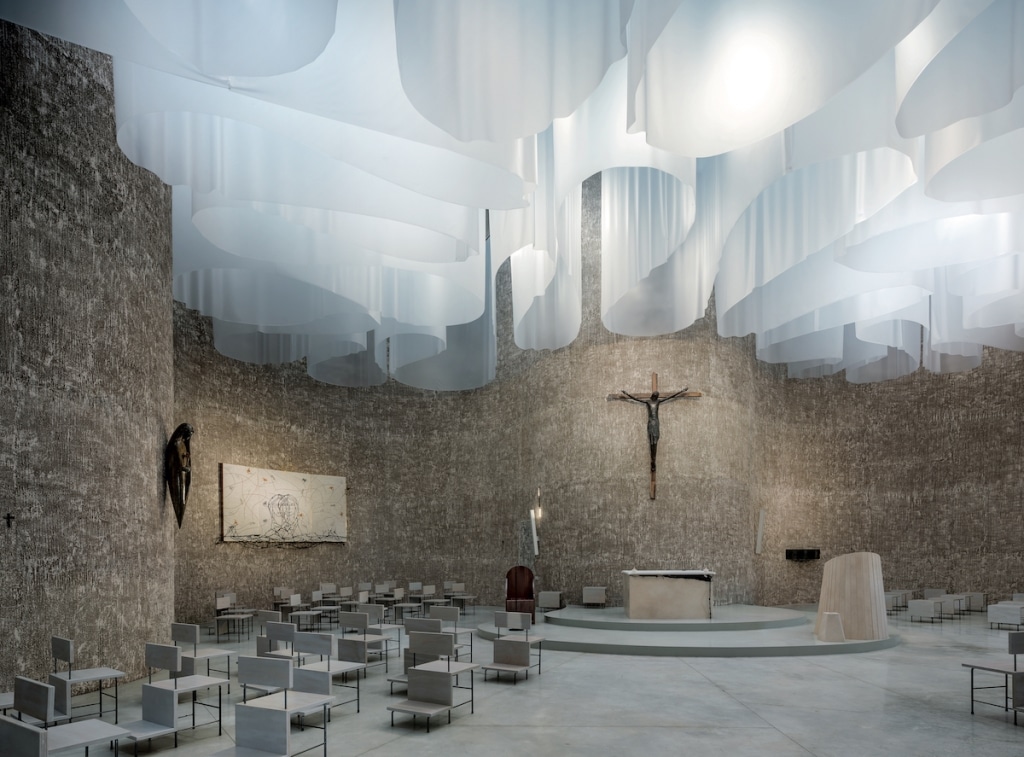 Architects Design Austere White Church With Elegant Flowing Form