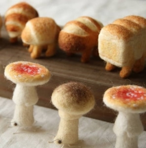 Japanese Artist Creates Tiny Bread Creatures