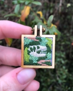 Stunning Embroidery Art Depicts Ancient Dinosaur Fossils
