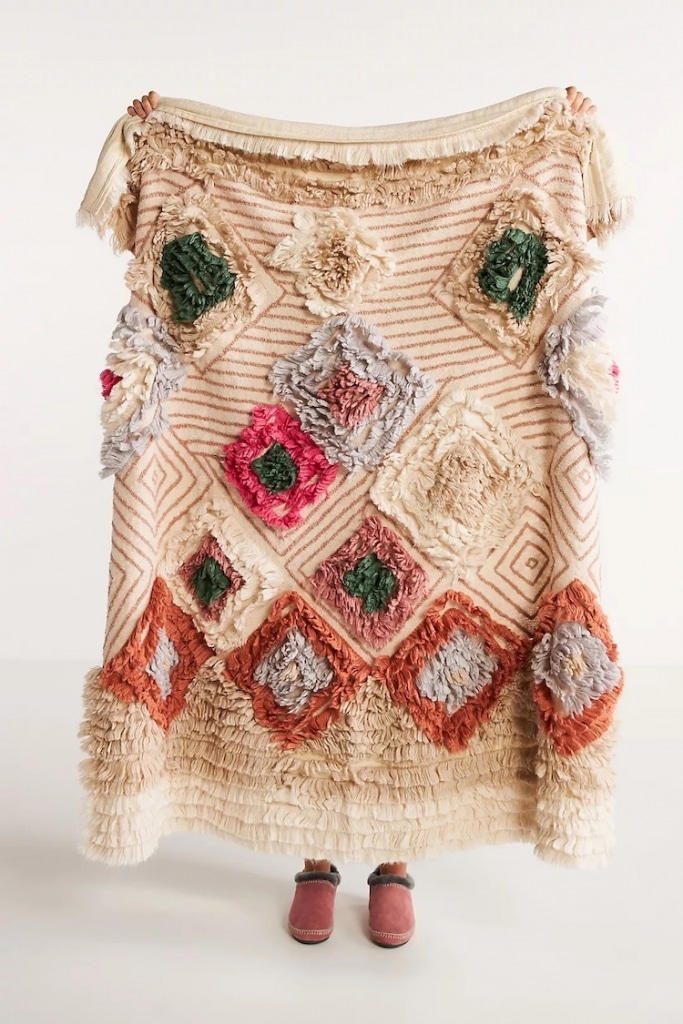 20 Cool Throw Blankets To Keep You Warm (and Stylish)