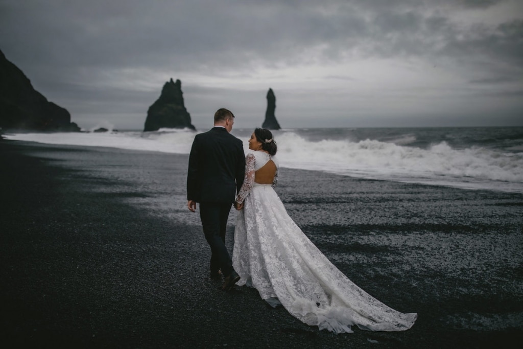 Adventurous Couple Has Their Elopement Photos Captured Next To Erupting ...