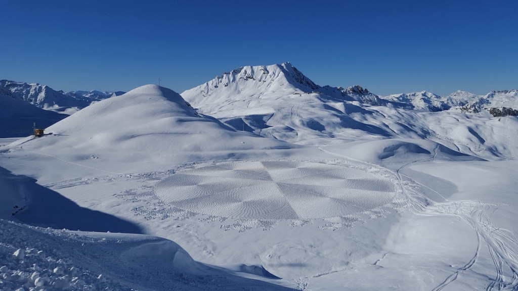Former Map Maker Walks for Hours in Snow To Create Giant Geometric ...