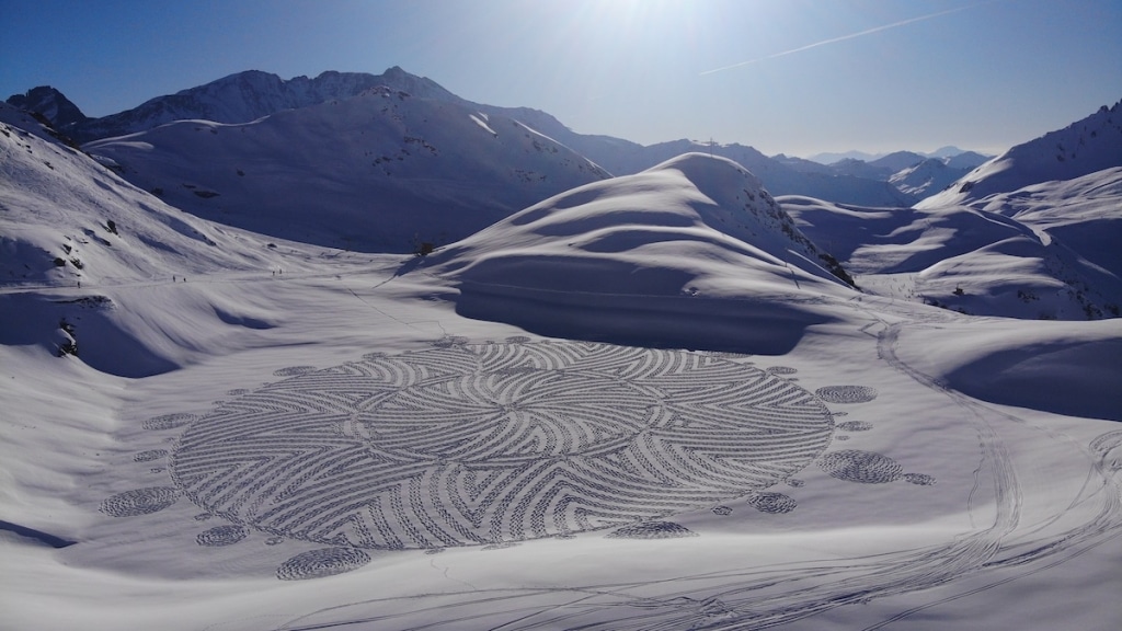 Former Map Maker Walks for Hours in Snow To Create Giant Geometric ...