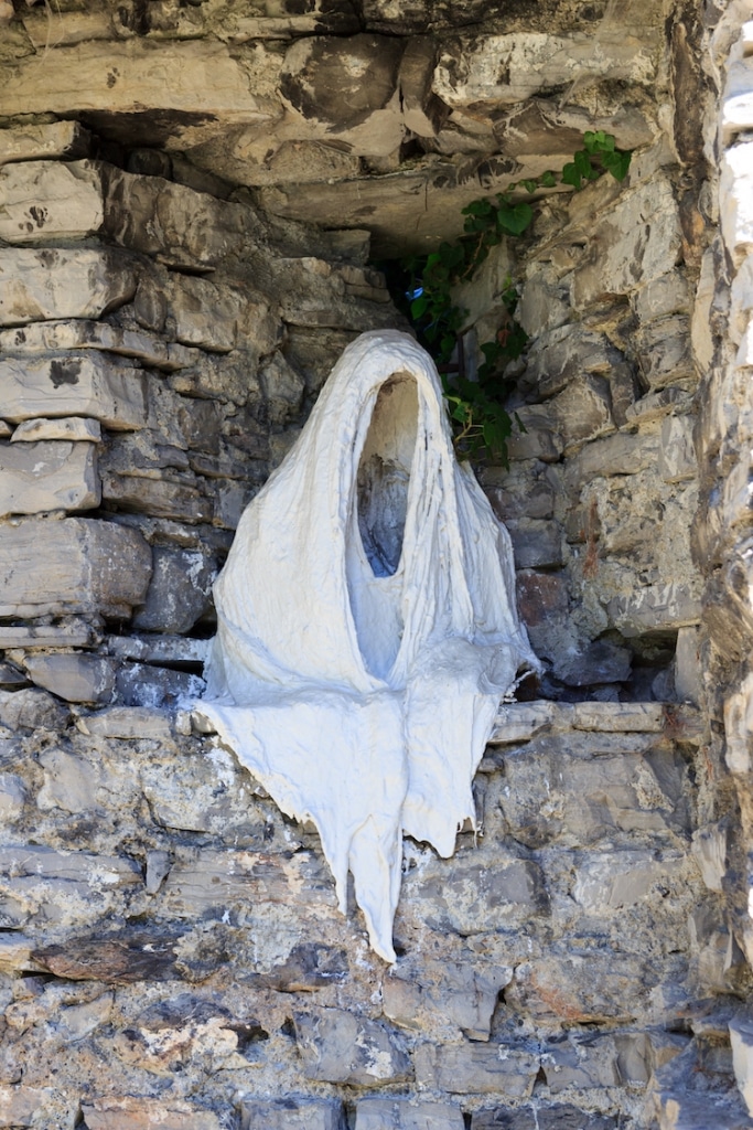 Learn Why These "Ghosts" Haunt the Grounds of a Castle on Lake Como